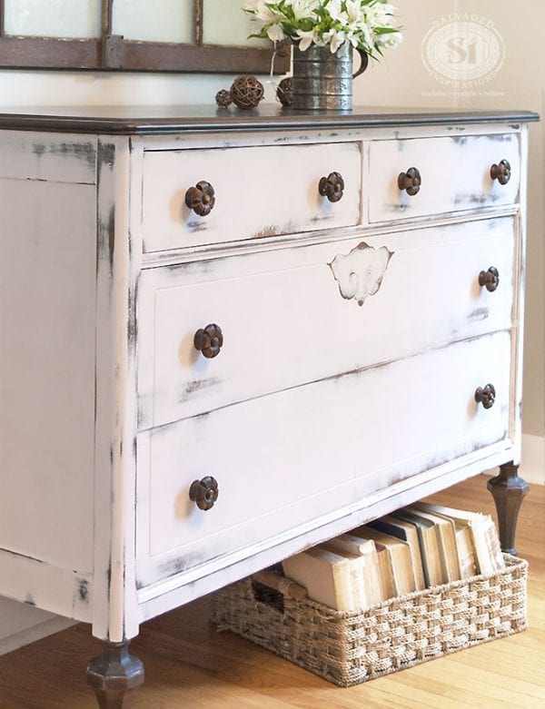 Pretty In Pink Farmhouse Chic - Salvaged Inspirations